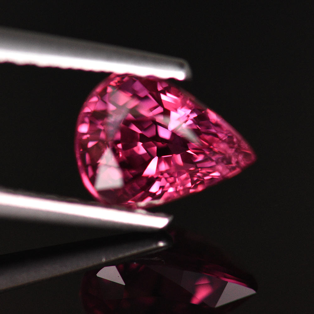 What's the Difference Between Pink Sapphire & Ruby? | Rainbow Sapphire™